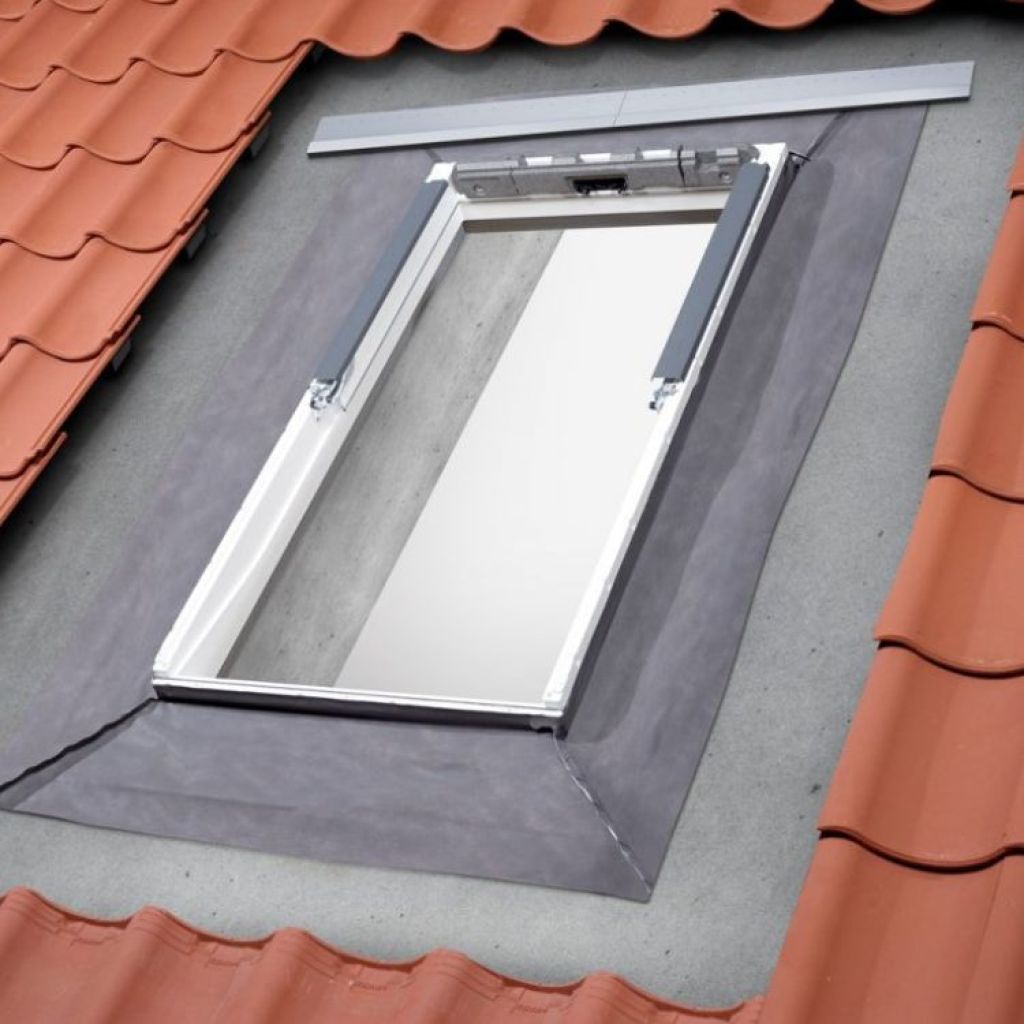 Raccordo edw velux per tetto con copertura sagomata + collare ...